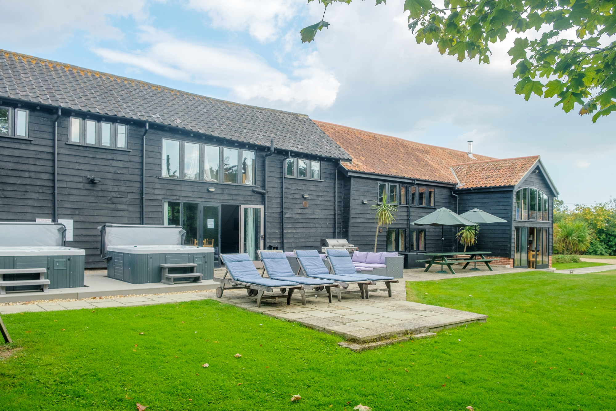 The Stables, Darsham Old Hall - Suffolk